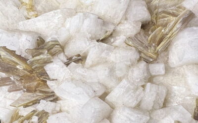 💎 Albita (Mineral): Significado, Propiedades y Usos