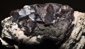 💎 Proustita (Mineral): Qué es, Propiedades y Usos
